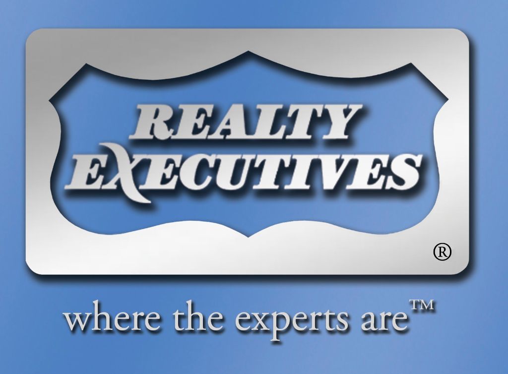 רילטי אקזקיוטיב B7 | יד 2